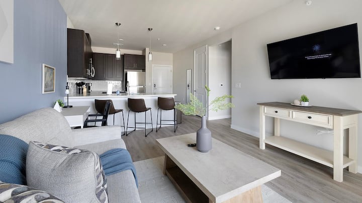 Landing | Incredible 1bd, Gym, Clubhouse - Denton, TX