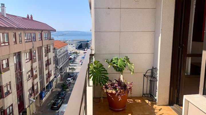 Casa De Aurora: Hogar Con Vistas Al Mar- Entrerías - Marín