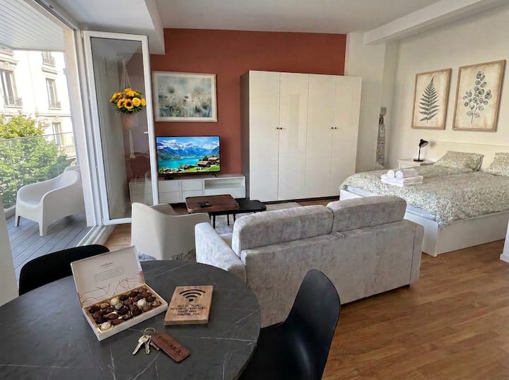 Skyline Terrace Stay | Heart Of Lausanne - Lausanne