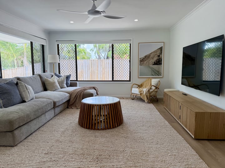 Golden Beach Family Nest - Caloundra