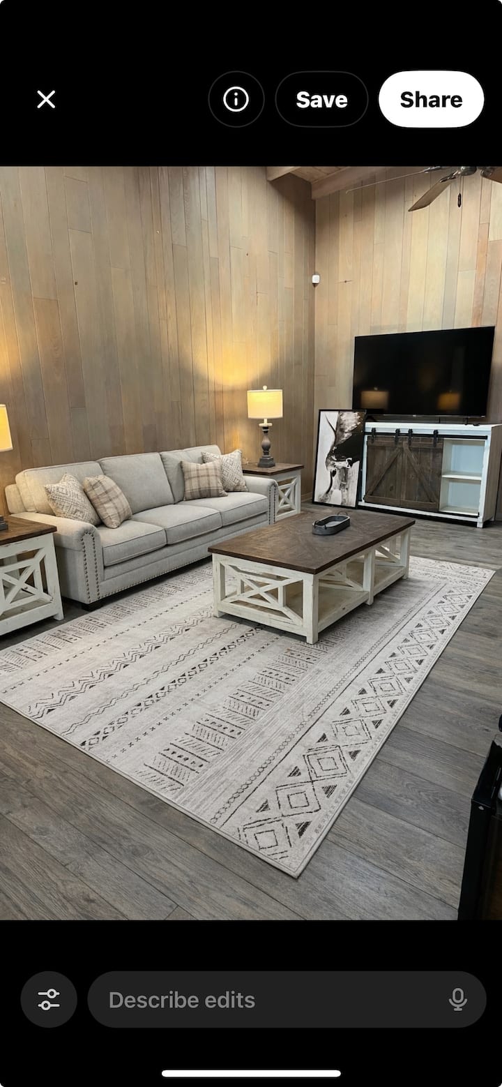 Clovis Ranchhouse Retreat - Clovis, NM