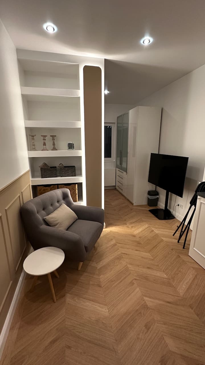 Luxusapartment Mit Vollküche & Walk-in Dusche - Marburg