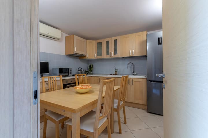 Guesthost - Ponte Della Pitagora Apartment - Comacchio