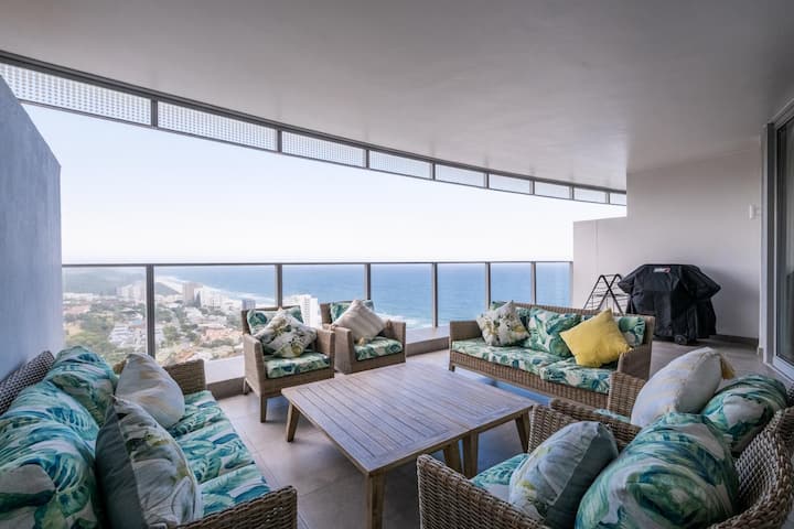 Umhlanga Modern Oceanviews * Veranda *2 B/room - Umhlanga