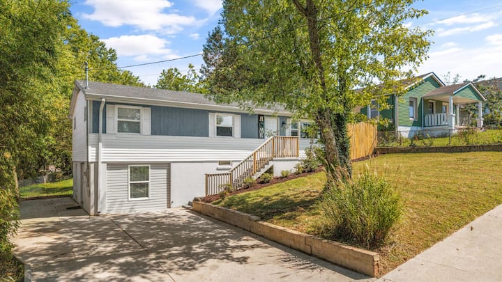 Close To Downtown-great Downstairs Apartment - Knoxville, TN