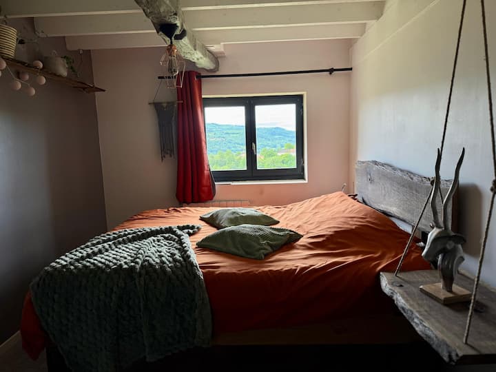 Duplex Indépendant Dans Une Maison En Pisé(argile) - Lac de Paladru