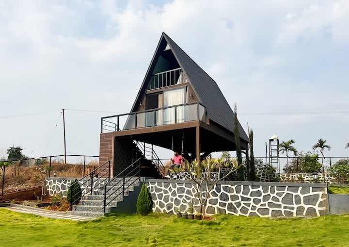 Skygram Cloud Villa I A Hilltop A-frame Retreat - Bhor