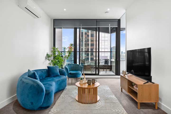 Modern Melbourne Gem | Pool, Gym & Central - Melbourne