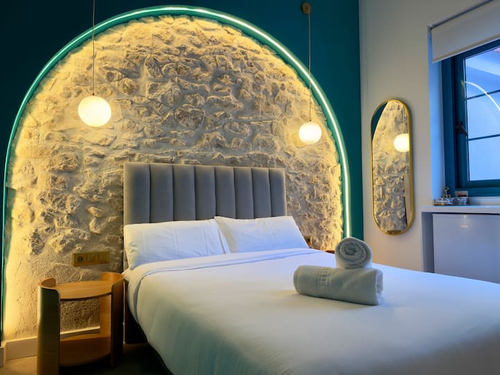 Suite Para Dos En La Zona Centro De Alicante - Alicante