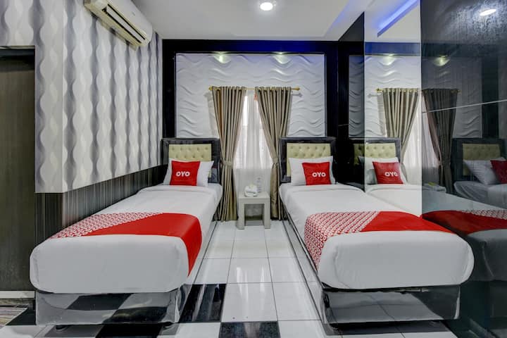 Cozy Indonesia Standard Twin W/ Free Wifi - Padang