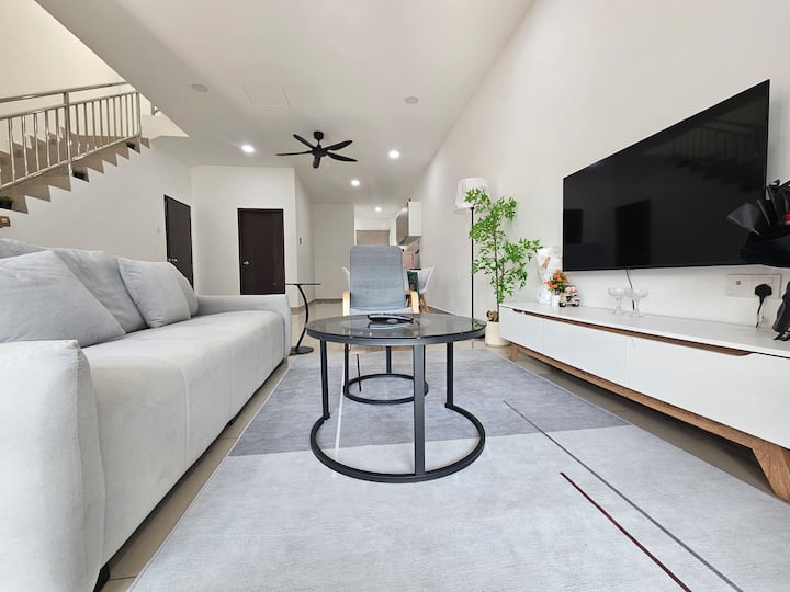 Cozy Homestay Taman Utama Near Sena Hospital By Iv - Segamat District