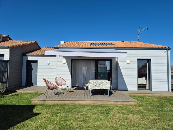 Maison Avec Jardin – Proche Plage Et Centre-ville - Pornic