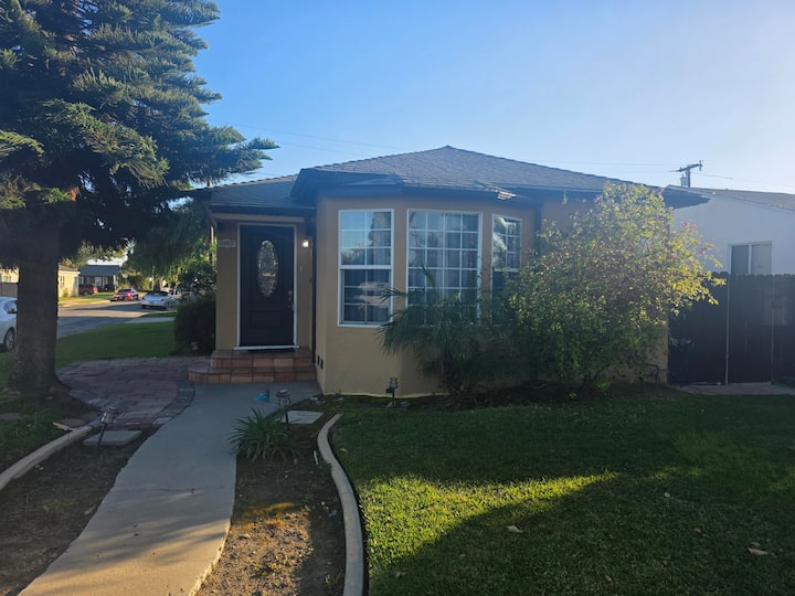Your Long Beach Home Away From Home! - Long Beach, CA