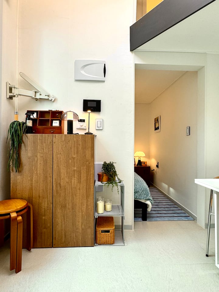 High-floor Aesthetic Duplex · 2beds · 3min Hongdae - Seoul