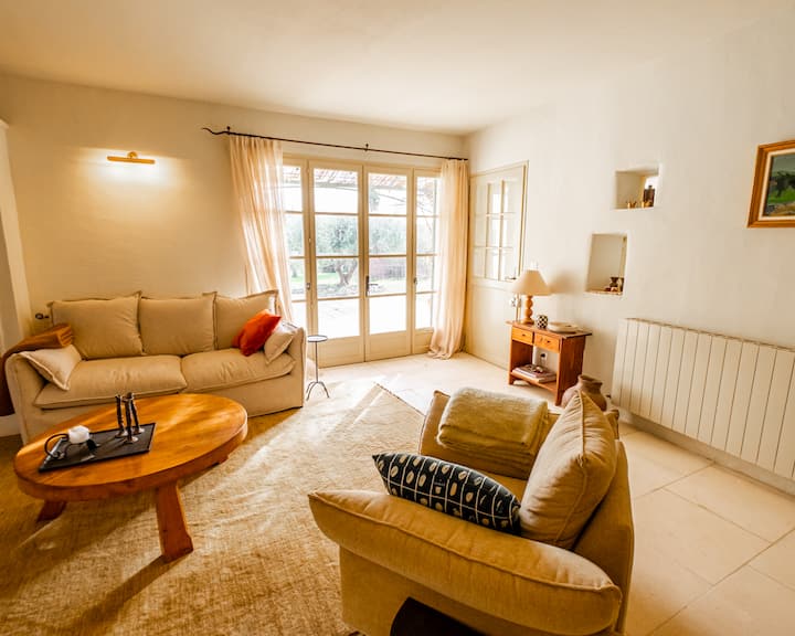 ÉLégante Maison Avec Piscine – 918 Sat - Apt