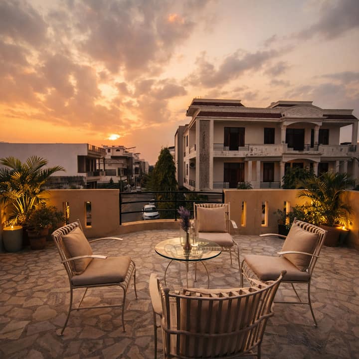 Luxury 4bhk Bungalow | Near Wtp & Airport - Jaipur