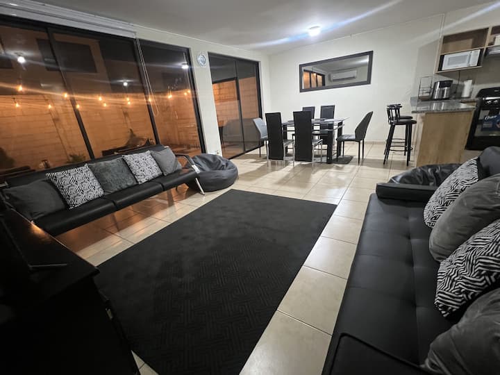 3br W/ac & Pool • Near San Salvador • Workspace - El Salvador