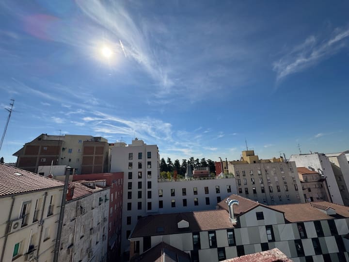 Coqueto áTico Luminoso Entre Palacio Real Y Debod - Madrid