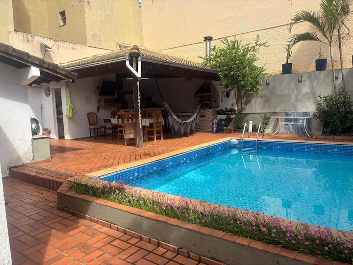 Casa Mobiliada Com Piscina Perto Da Rondon - Uberlândia