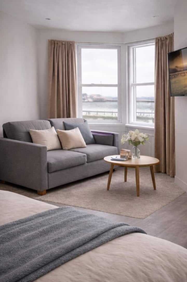 Executive Studio | Work & Stay | Parking | Beach - Southend-on-Sea