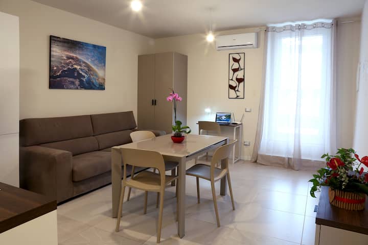 Timetofreedom Lake Stay With Private Balcony - Peschiera del Garda