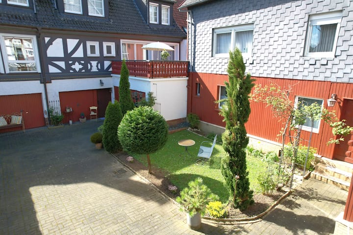 Monteurwohnung 1 Zimmer Mit 4 Betten, Küche/bad - Braunfels