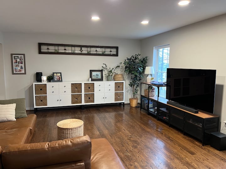 Family Home 1 Mile From Bucknell - Lewisburg, PA