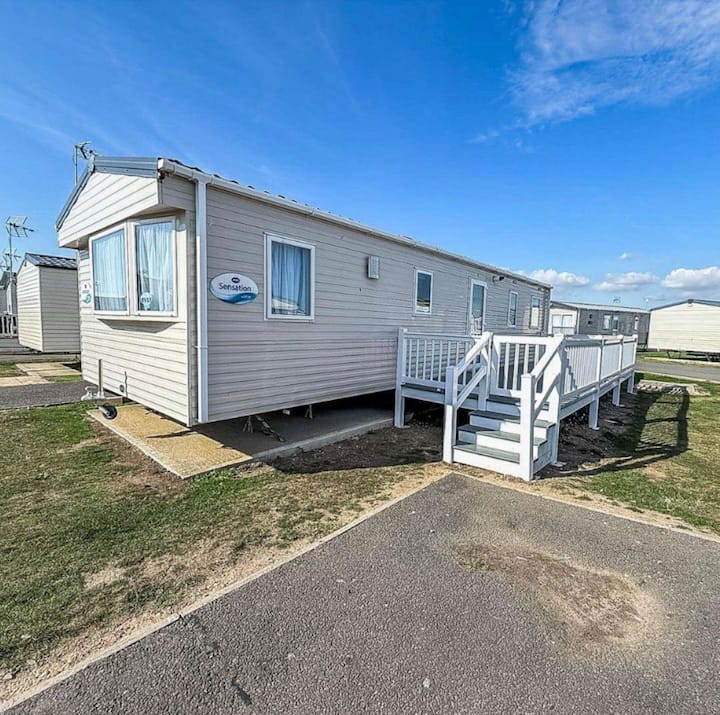 Beach House Motorhome Experience - Brightlingsea