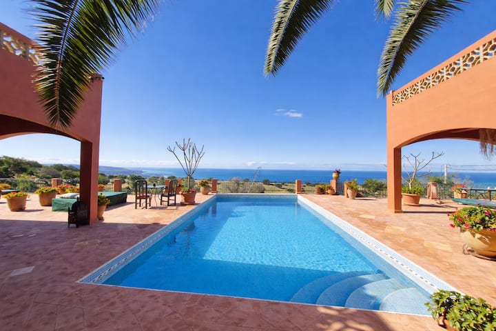 Villa De Charme Avec Panorama Unique - Taghazout