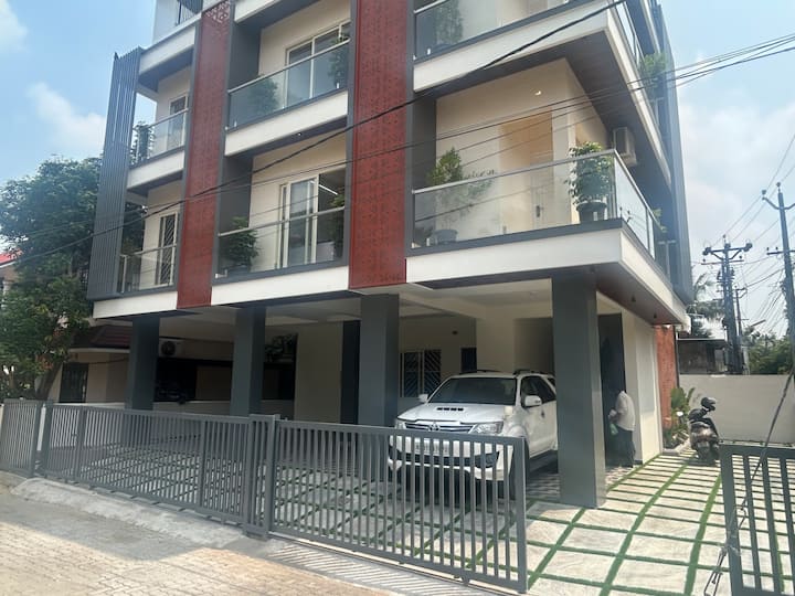 Couple Freindly - 1bhk Apartment - Edapally North - India