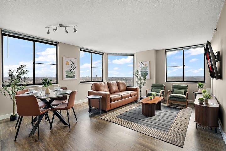 18th Fl | Modern | High-rise | Parking & Pool - Marais poitevin