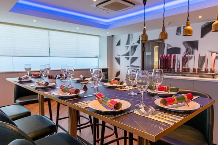 Wyndham Leicester | Family Room | Castle Explorers - Leicester