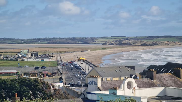 Tramore Seascape Suites - Modern Coastal Apartment - Tramore