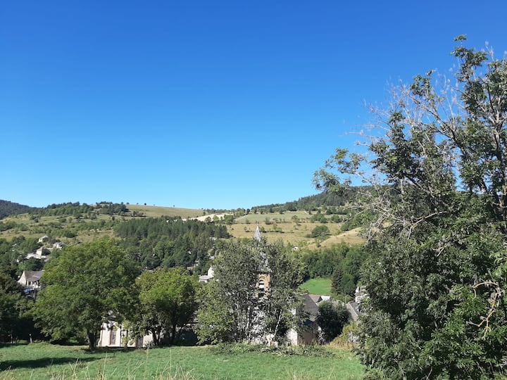 Maison Au Pied Du Mont Lozère, Vue Sur Le Village - Bagnols-les-Bains