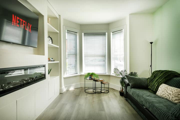 10%off|weekdeal|relocation|parking|wifi|sleeps4 - Lincoln