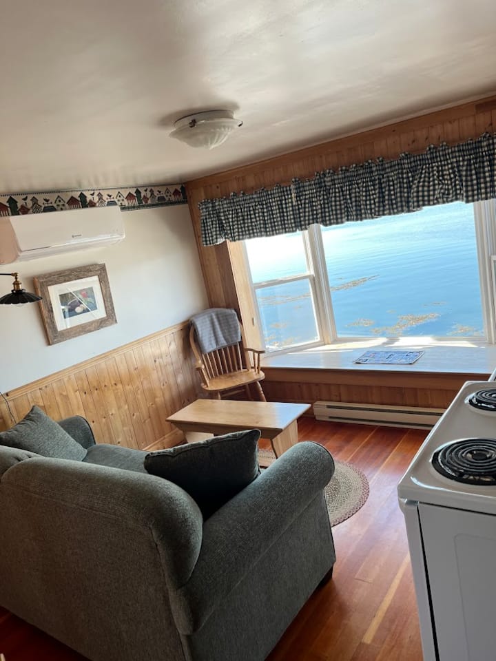 Second-story Historic Apartment With Ocean View - St. Andrews