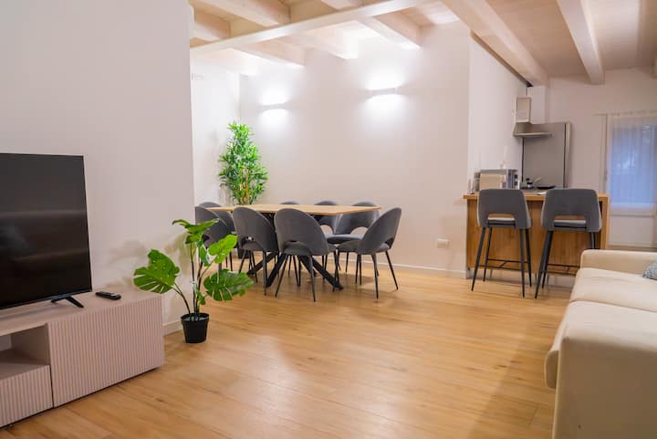 Modern Oasis With Garden & Parking In Treviso - Treviso