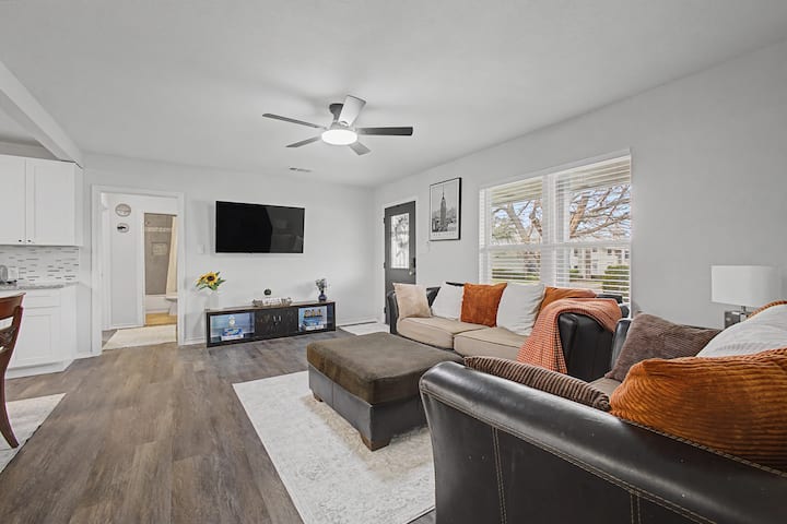 Frisco Downtown Universal Soccer Dfw 3bd/2bath ! - Frisco, TX