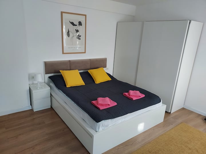 Sky Residence Airport Therme Otopeni Ap.12 - Tunari