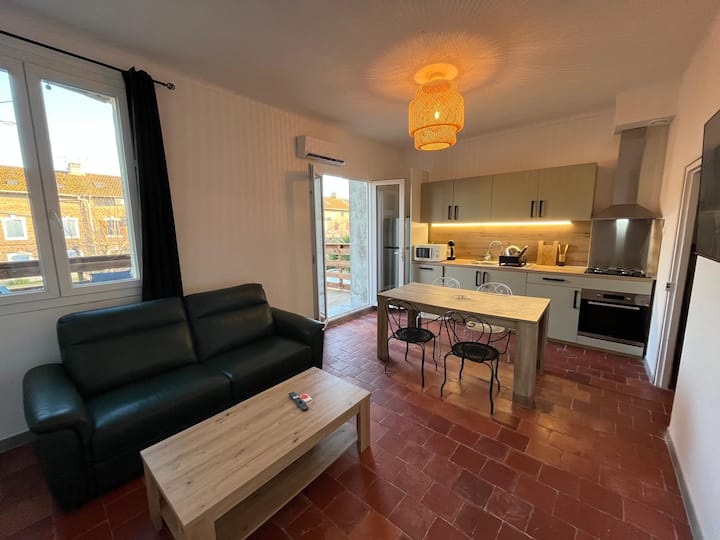 Soleil Et Détente Avec Grande Terrasse - Plage Salin de Giraud