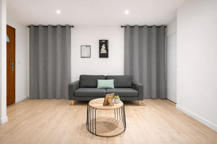 L'aligoté - Free Parking - Tournus