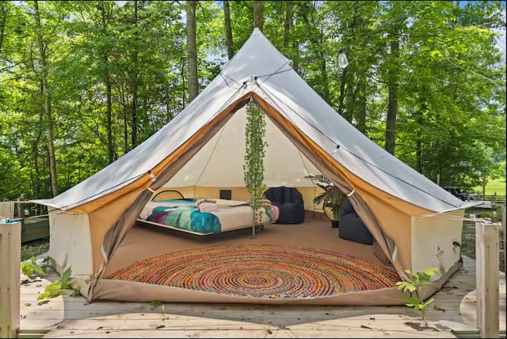 Red River Gorge Estate | Cabins & Glamping - Clay City, KY