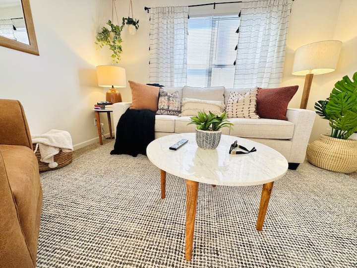 The Naismith | Peaceful, 8 Min Dt/k-10 - Lawrence, KS