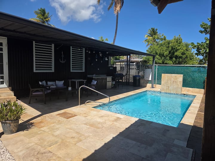 Casaplaya Saltea'o. - Guayama