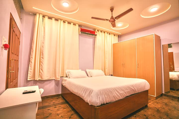White Lotus Homestay - Single Suite - Dibrugarh