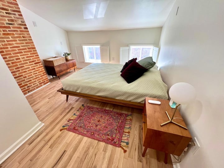 Woezon House In Historic Fells Point - Baltimore, MD