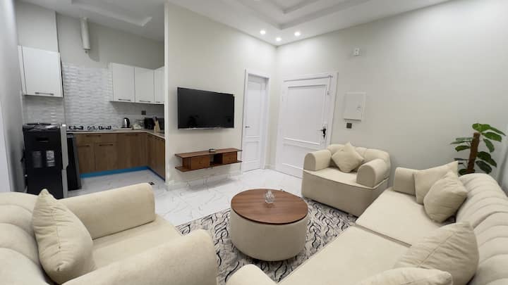 Spacious 1br New Apt | Fast Wifi+ | Prime Location - Islamabad