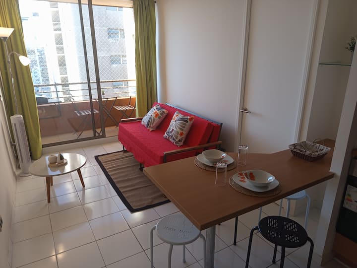 Depto. Equipado A Pasos Del Metro Santa Lucía - Santiago (Chile)