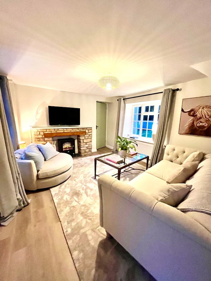 2 Bedroom Cotswold Cottage. - Burford