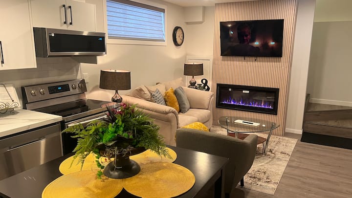 The Aria In Brighton | Exquisite Home Style Suite - Saskatoon